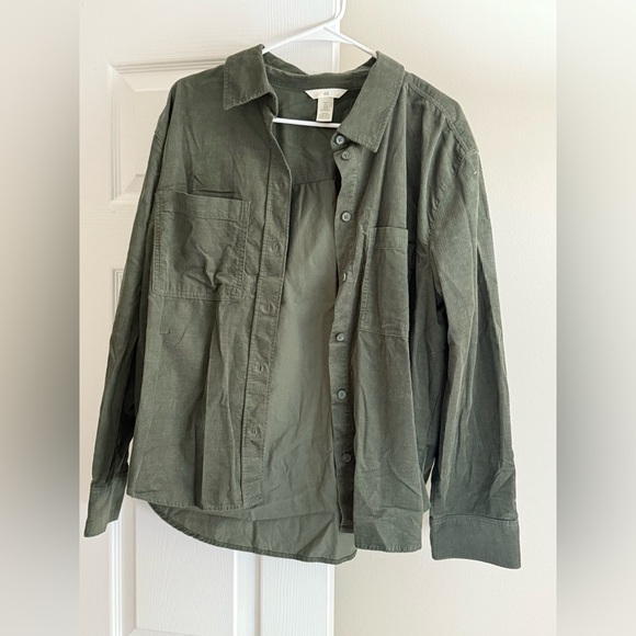 H&M | Jackets & Coats | Hm Green Lightweight Shirt Jacket With Relaxed ...